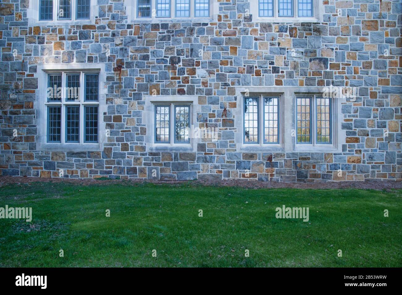 Building with beautiful windows Stock Photo - Alamy
