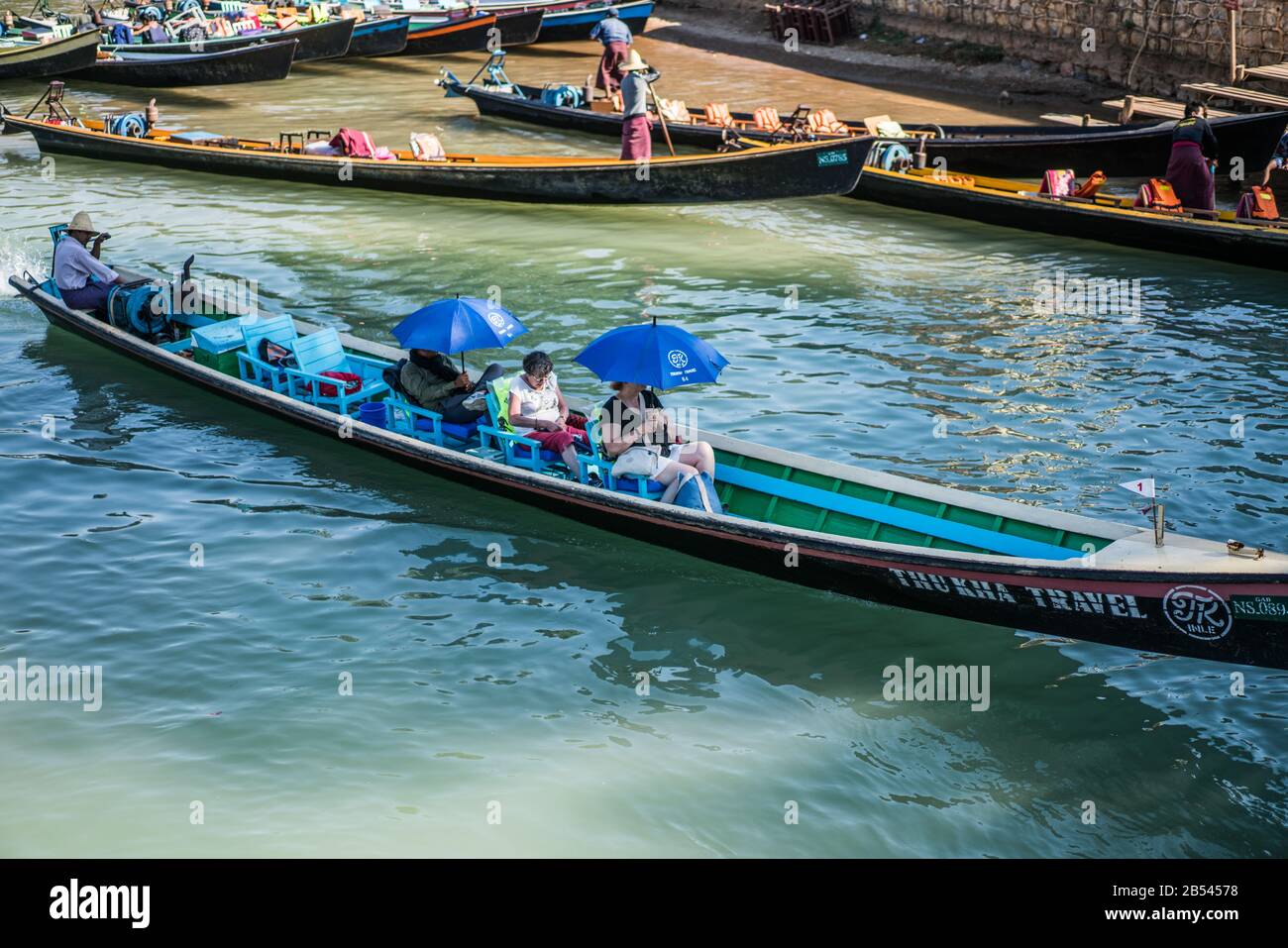 Myanmar festival boat hi-res stock photography and images - Alamy