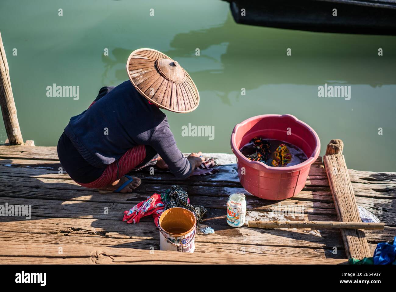 Local people, Inle lake, Myanmar, Asia Stock Photo - Alamy