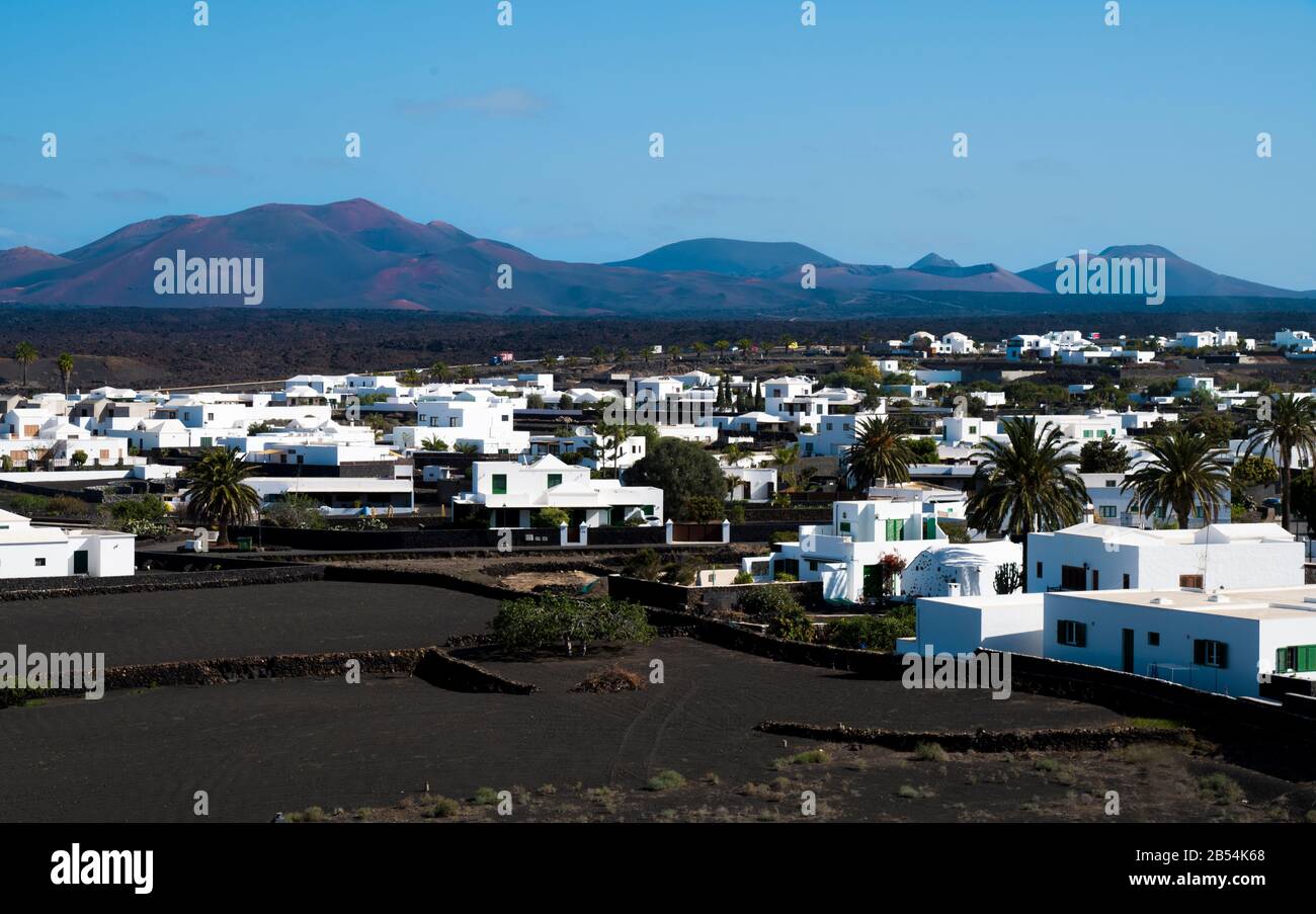 The prettiest Spanish Village of Yaiza, Lanzarote Stock Photo - Alamy