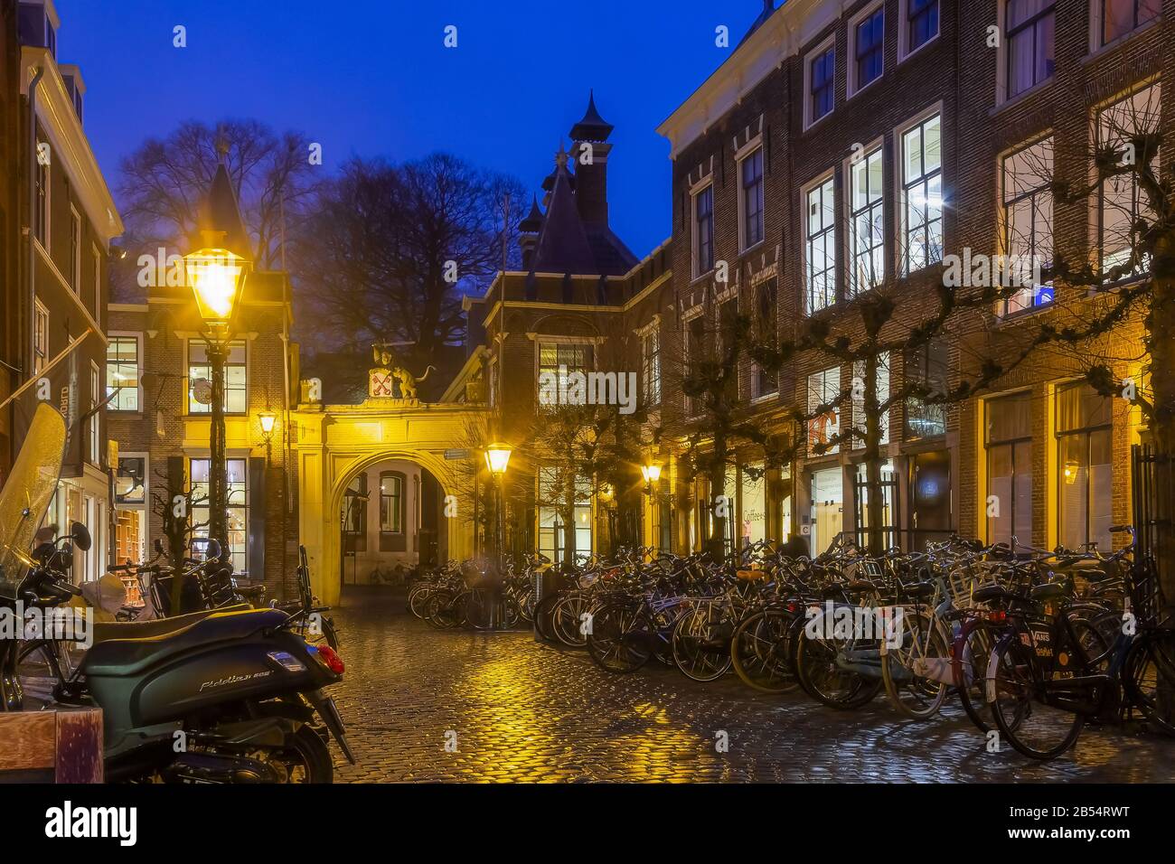 Coat of arms of leiden hi-res stock photography and images - Alamy