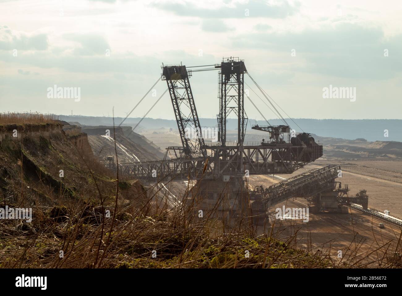 Outcrop mine hi-res stock photography and images - Alamy