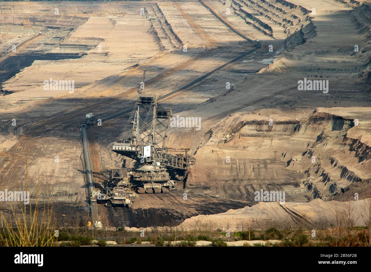 Coal outcrop hi-res stock photography and images - Alamy