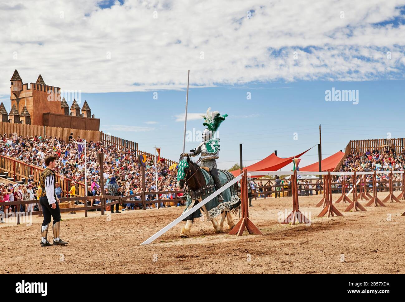 Renaissance festival hi-res stock photography and images - Alamy