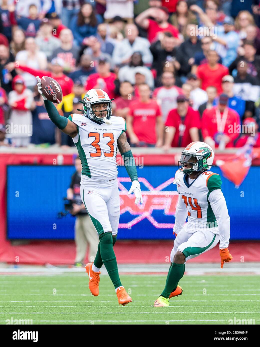 Roughnecks hi-res stock photography and images - Alamy