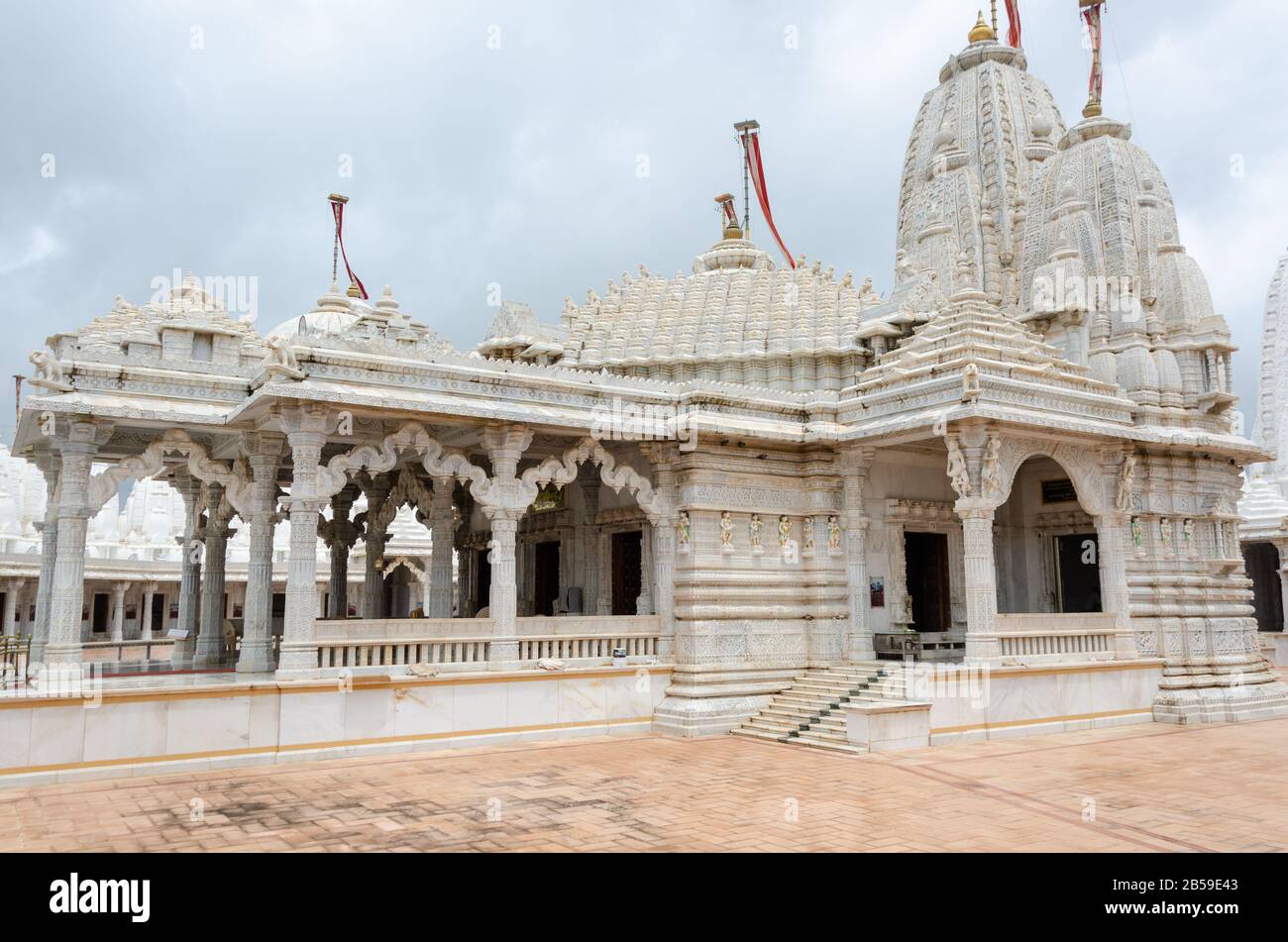 Lord mahavir hi-res stock photography and images - Alamy