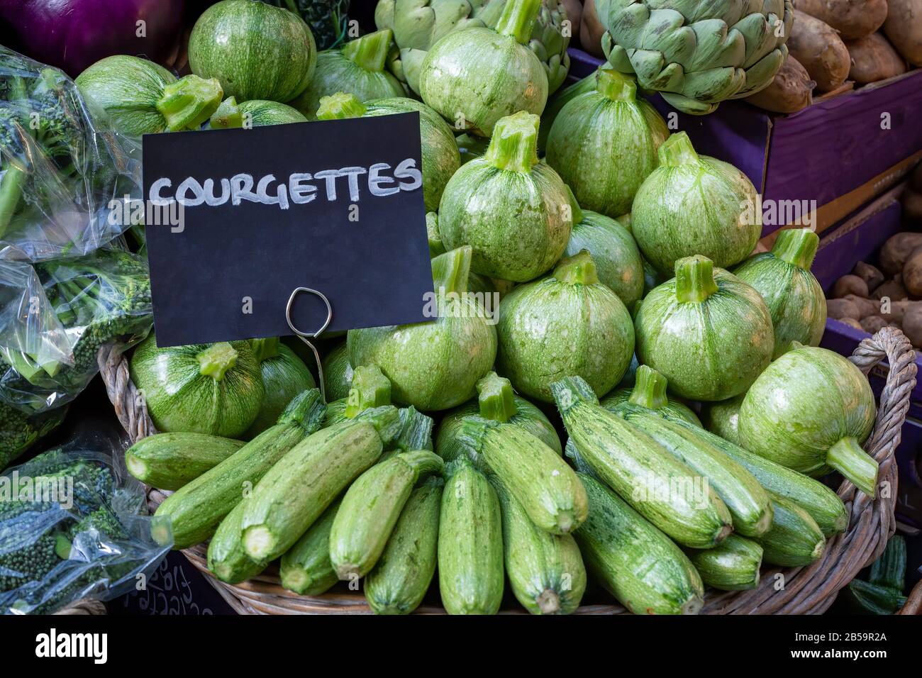 Summer ball courgette hi-res stock photography and images - Alamy