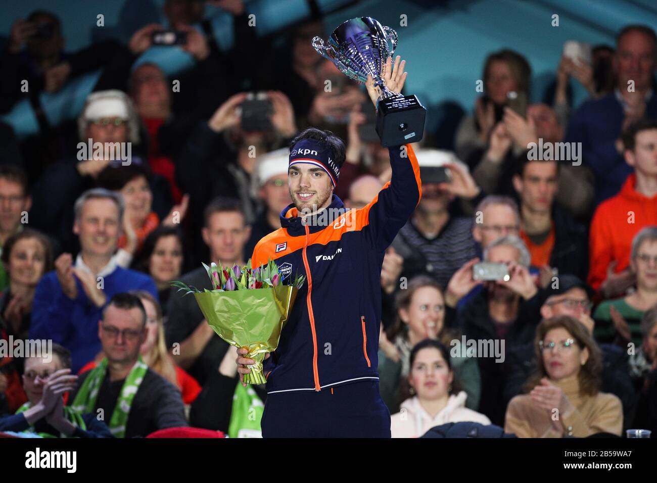 Long distance skating hi-res stock photography and images - Alamy