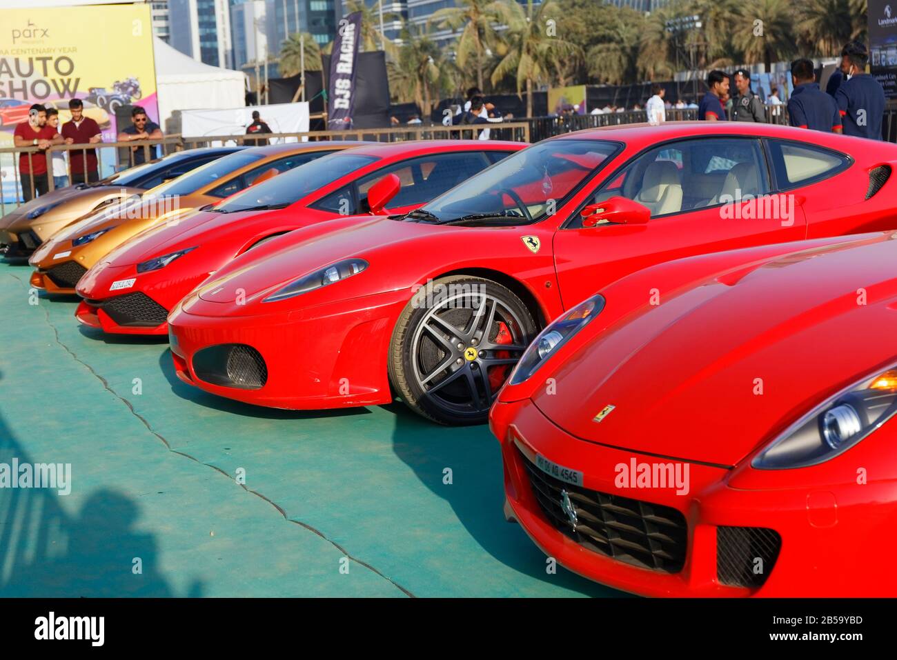 Vintage and new car and bike show in Mumbai, India Stock Photo - Alamy