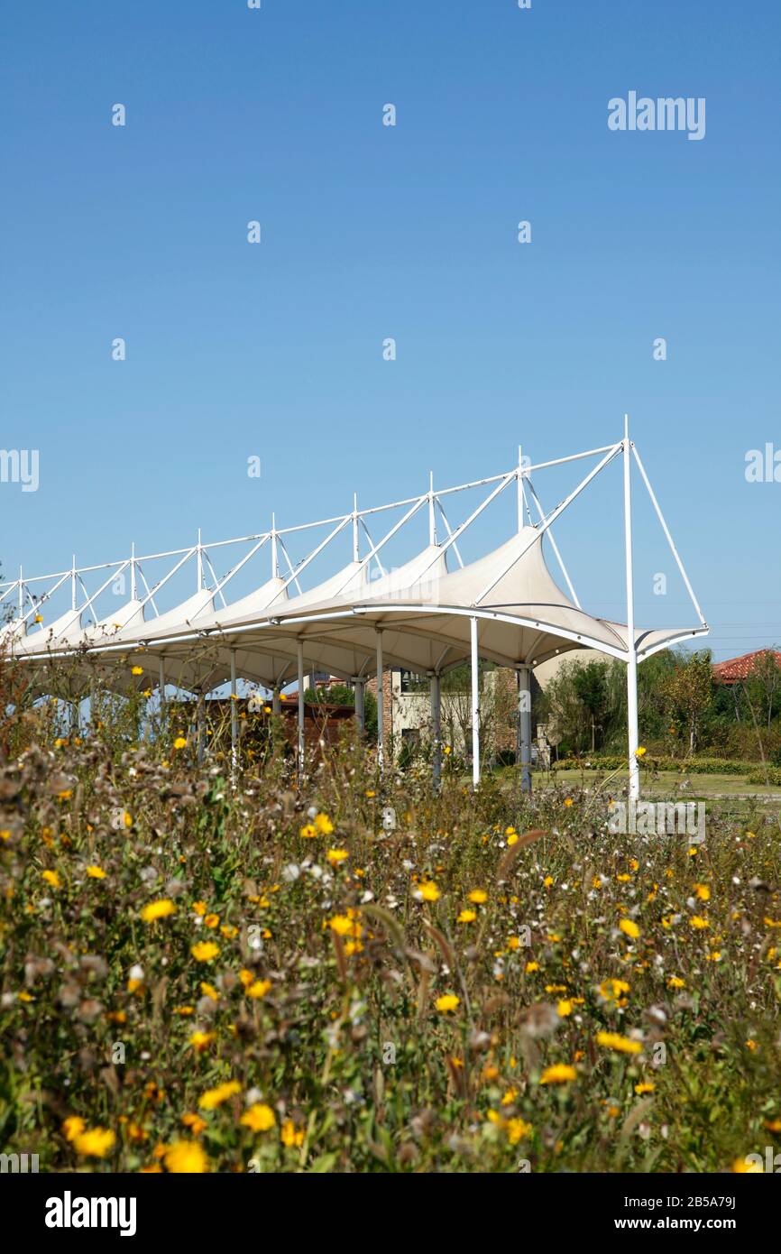 Golf course construction Stock Photo - Alamy
