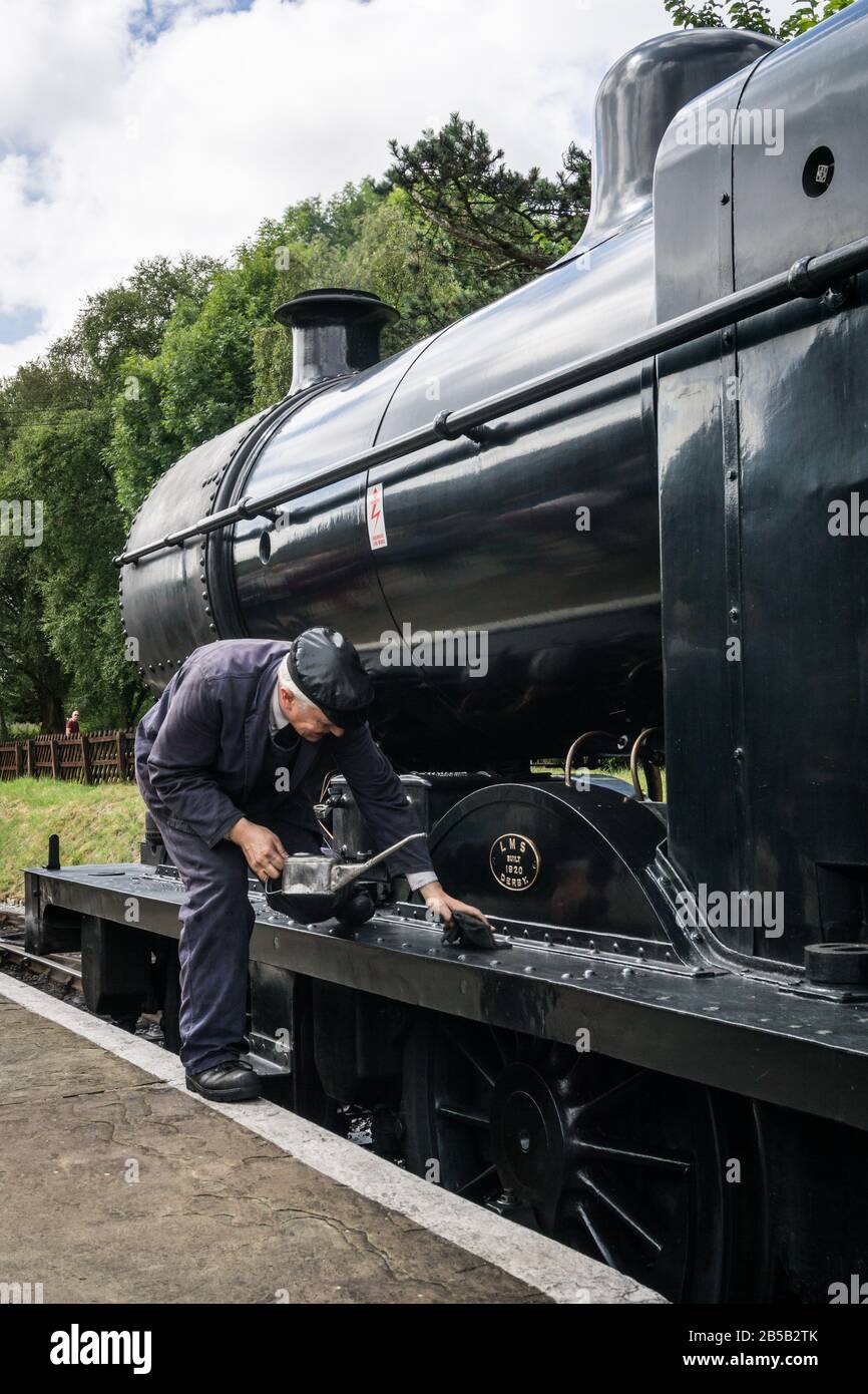 Class 4f steam locomotive hi-res stock photography and images - Alamy