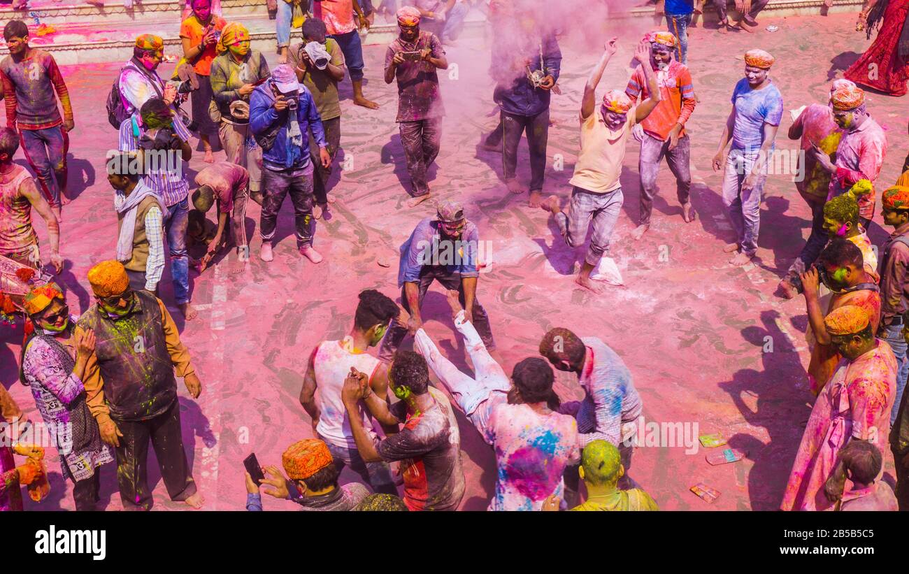 Radhe krishna temple hi-res stock photography and images - Alamy