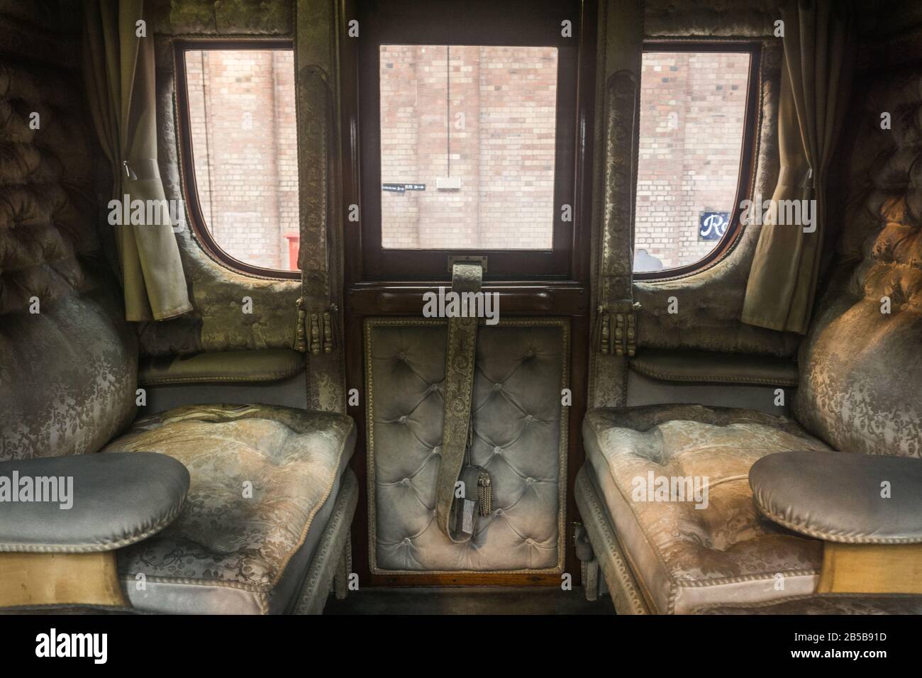 Luxury coach seats vintage hi-res stock photography and images - Alamy