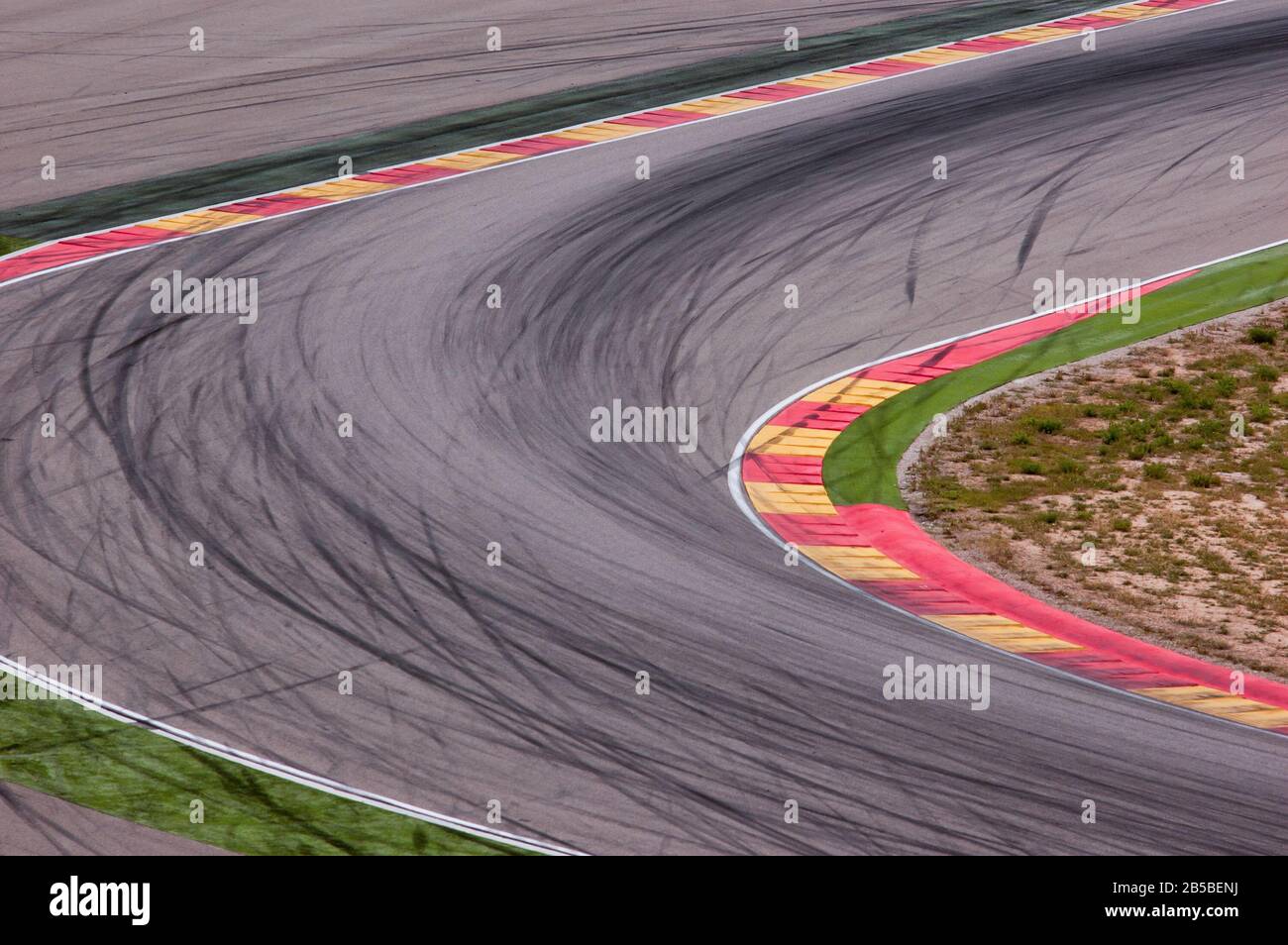 Kerb in race track hi-res stock photography and images - Alamy