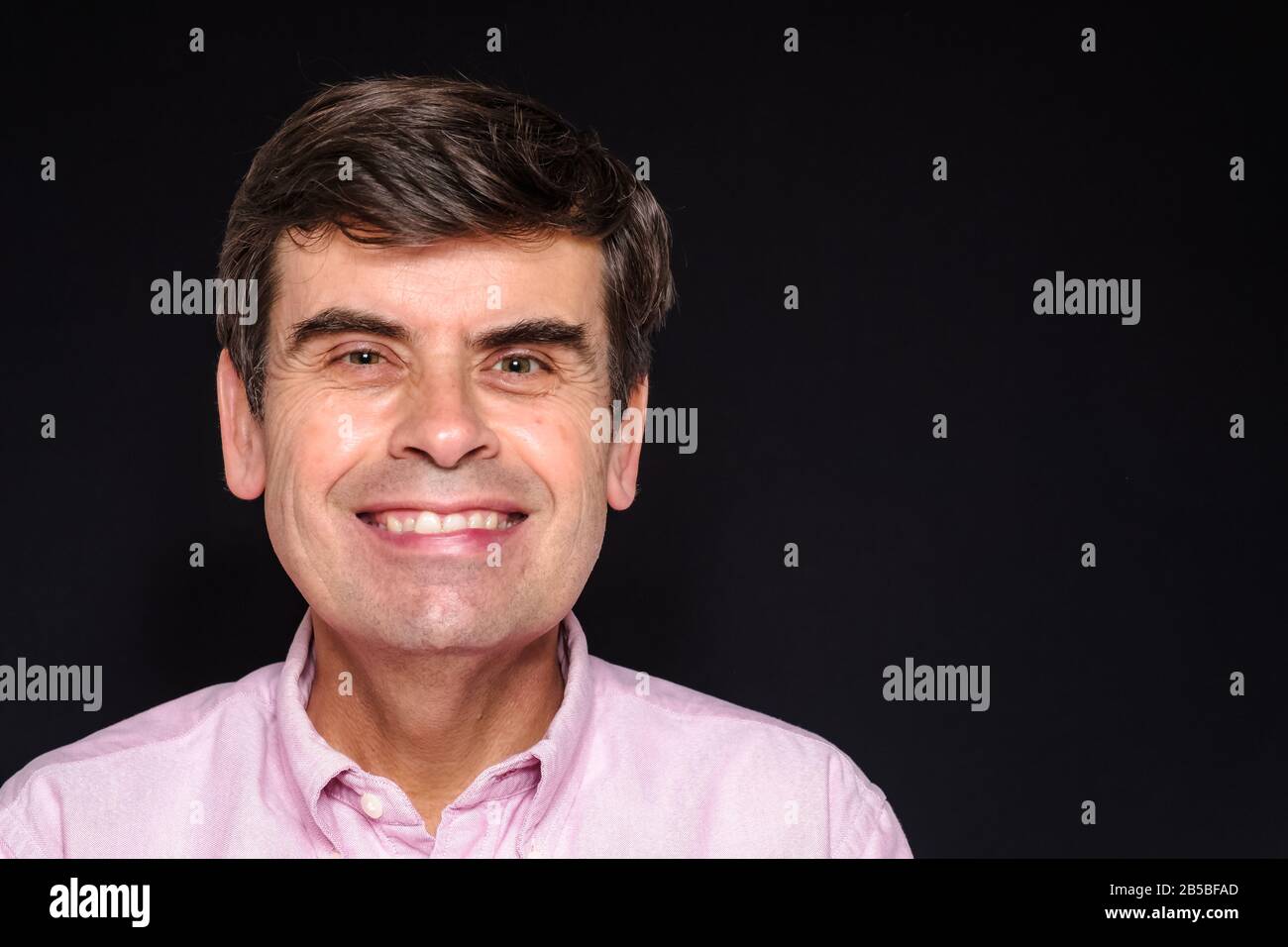 Average looking man hi-res stock photography and images - Alamy