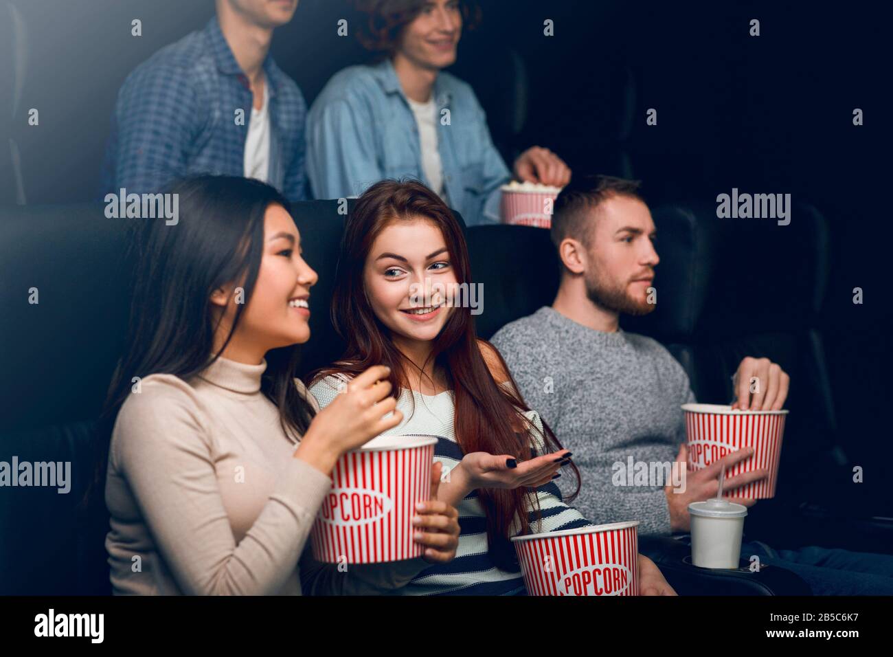 Audience having fun hi-res stock photography and images - Alamy