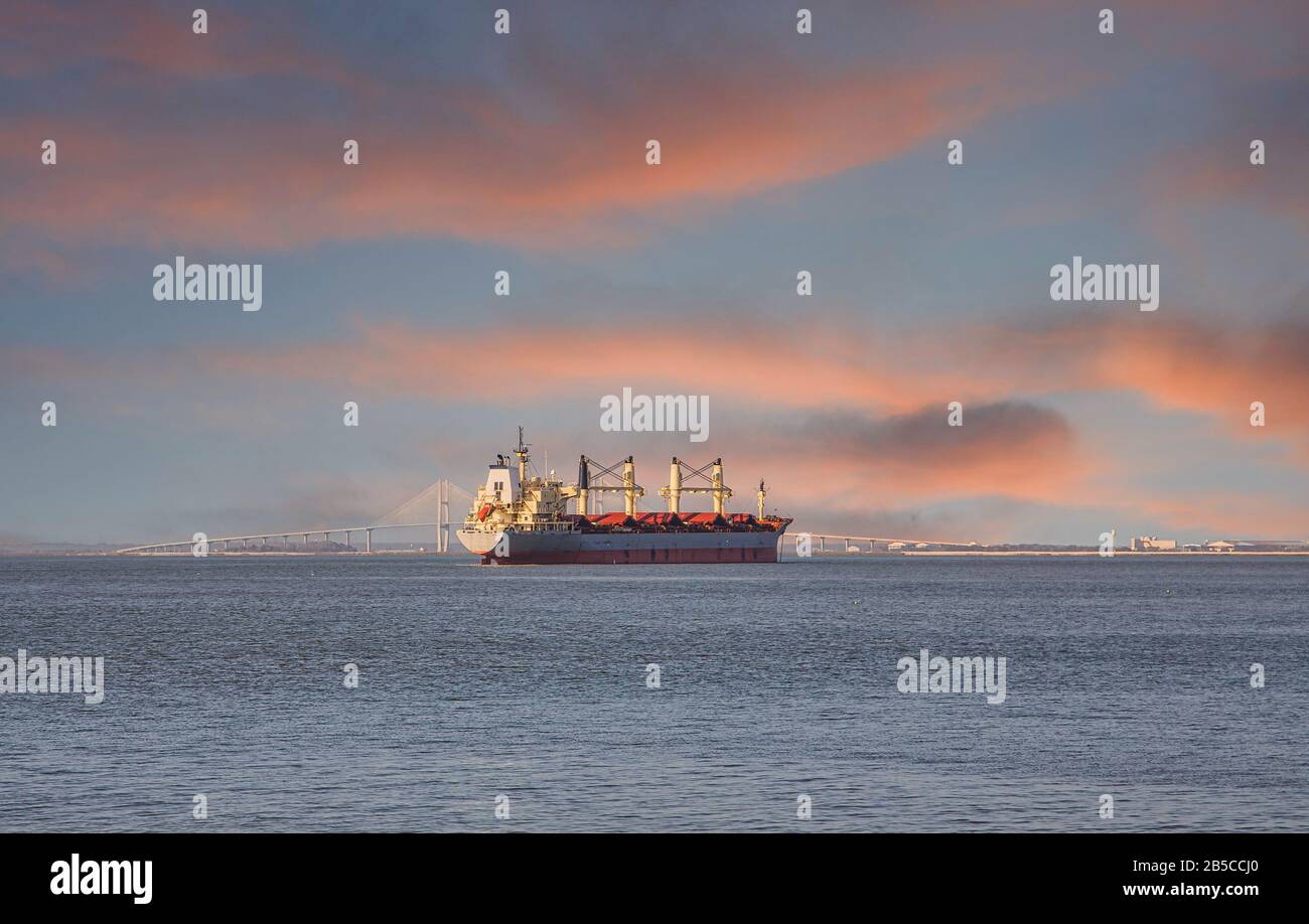 Dredging ship hi-res stock photography and images - Alamy