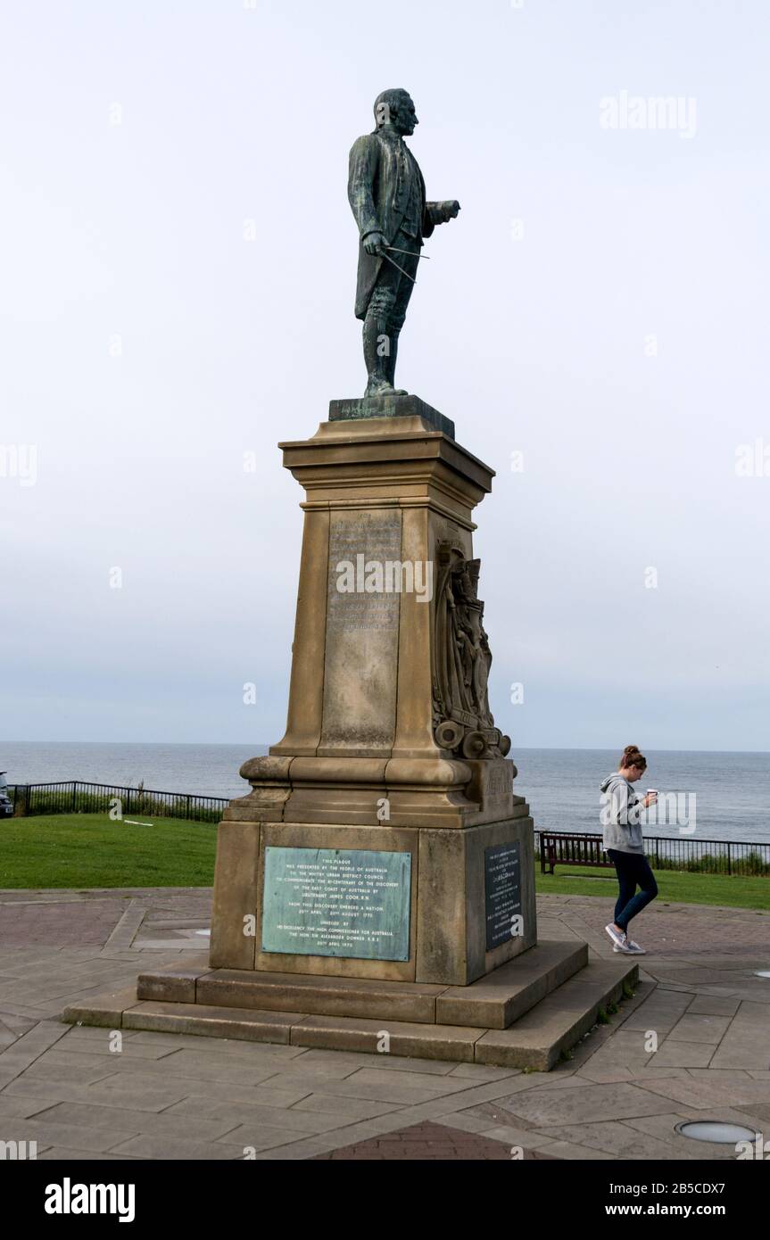Whitby abbey statue hi-res stock photography and images - Alamy