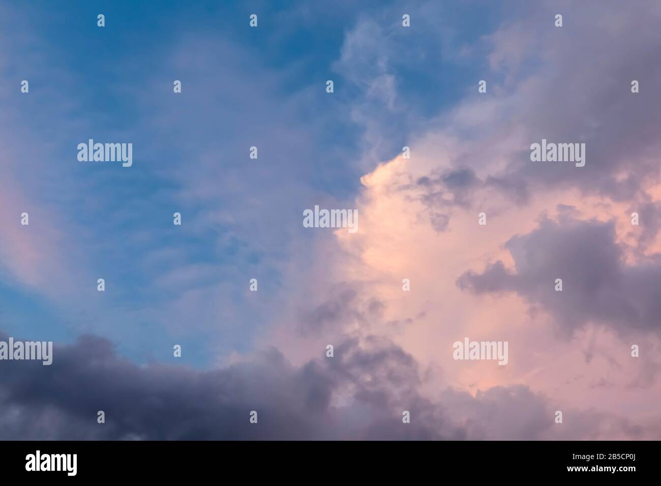 Beautiful pink clouds hi-res stock photography and images - Alamy