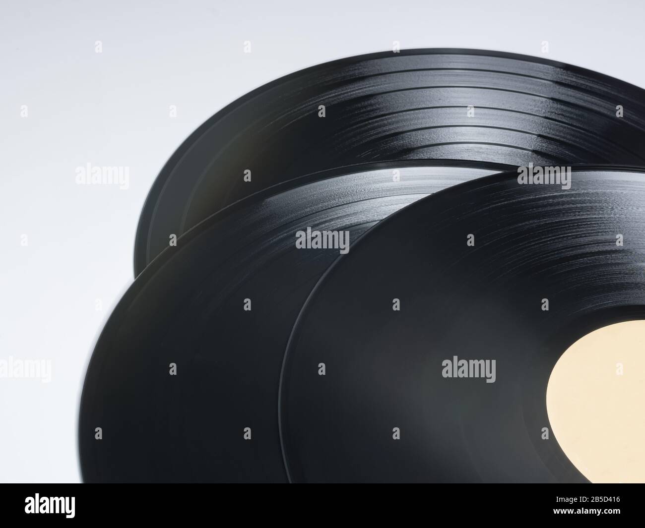 Play vinyl records hi-res stock photography and images - Alamy