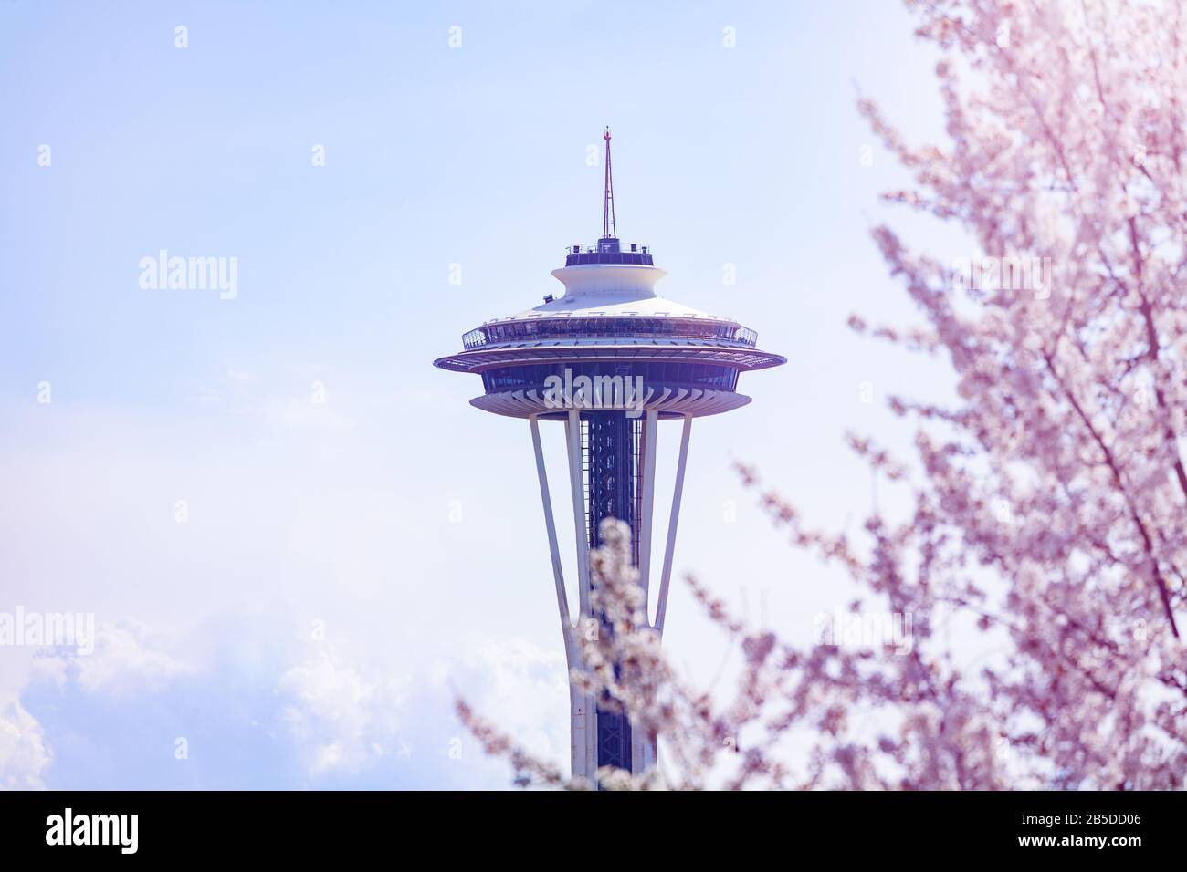 SEATTLE, WASHINGTON USA 04 APRIL 2015: Space needle tower top over ...