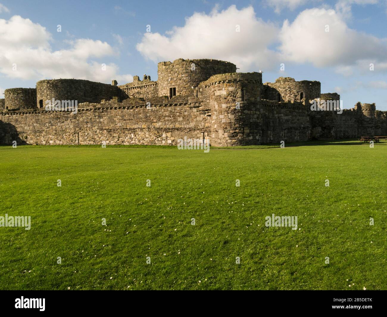 Beaumaris Castle built as part of Edward 1's campaign to conquer Welsh ...