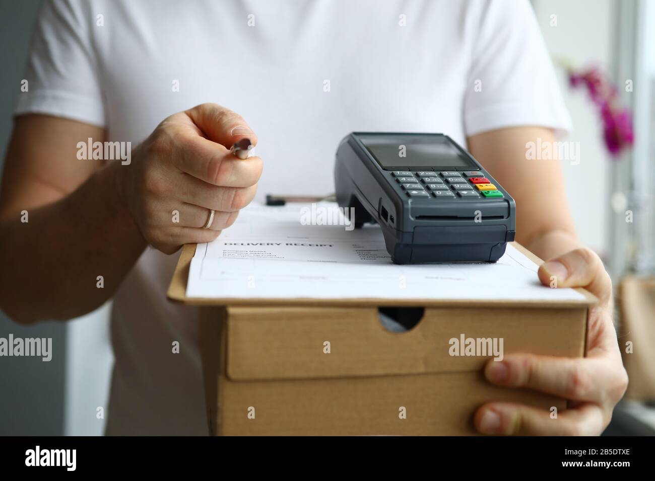 Pay the postman hi-res stock photography and images - Alamy