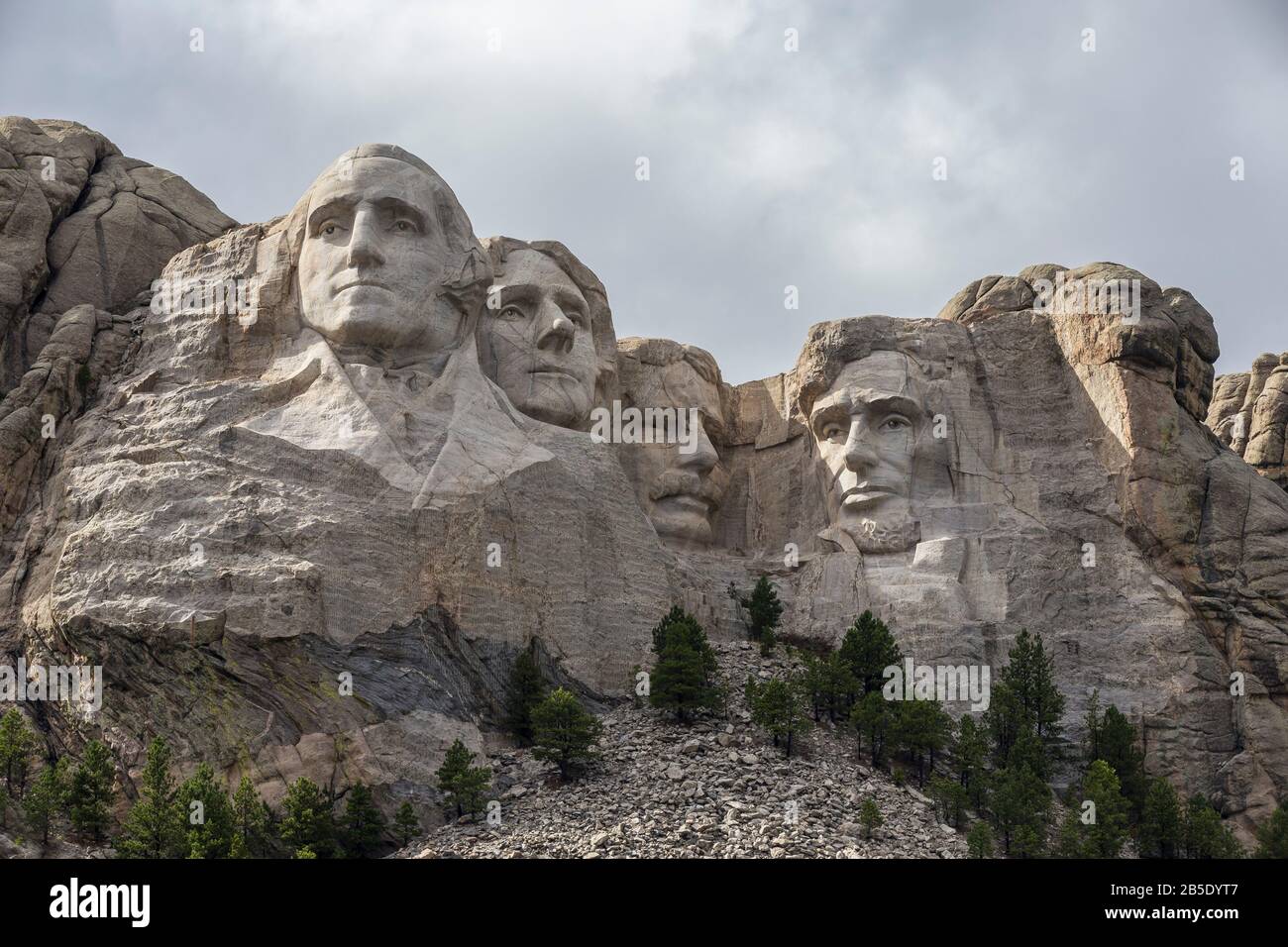 Mt. Rushmore in South Dakota with 4 United States president's faces ...
