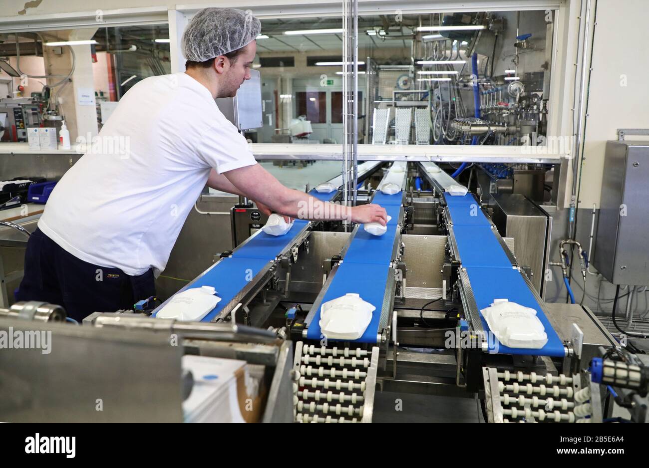 Soap manufacturing hi-res stock photography and images - Alamy