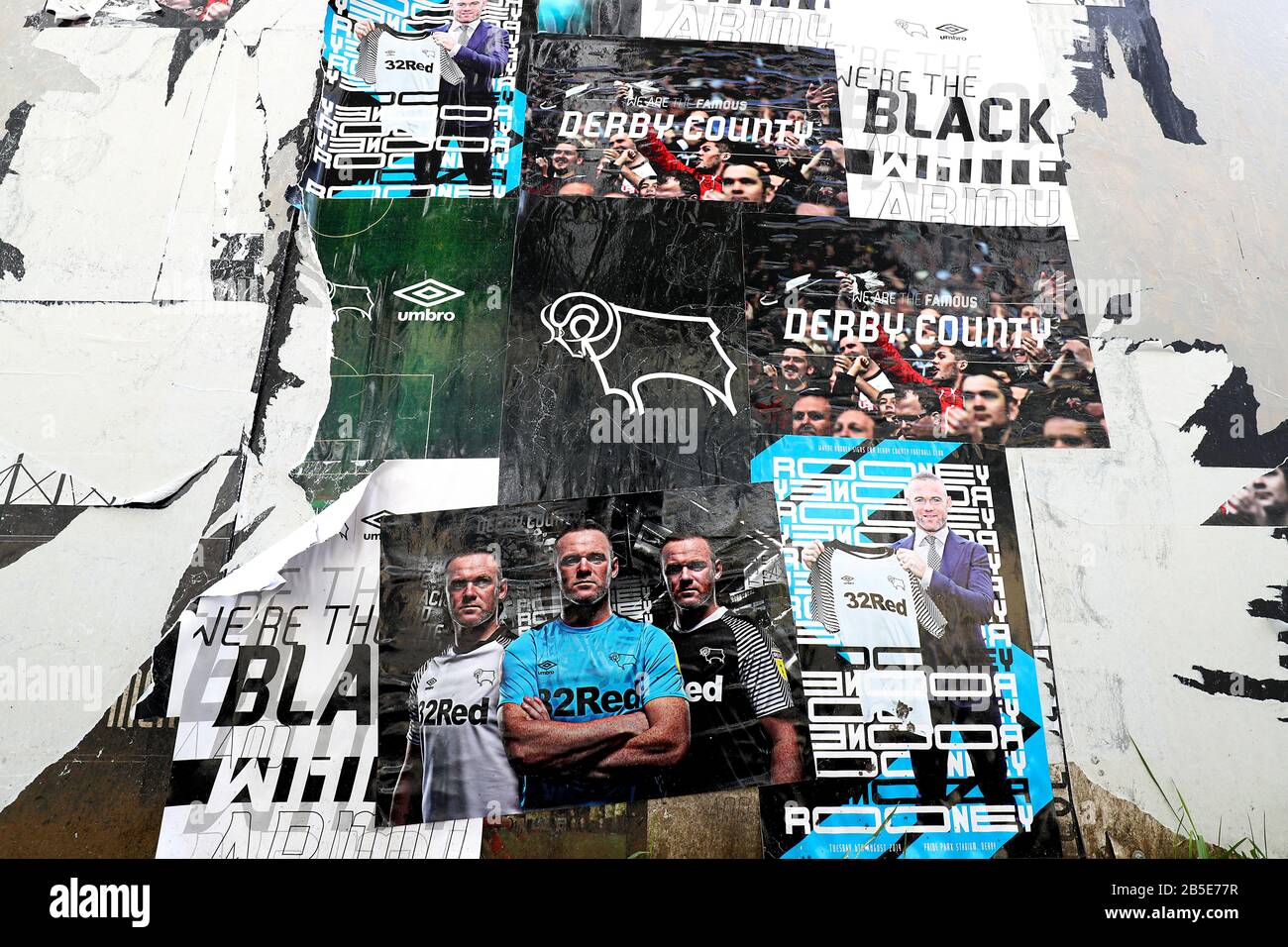 Wayne rooney wall poster hi-res stock photography and images - Alamy