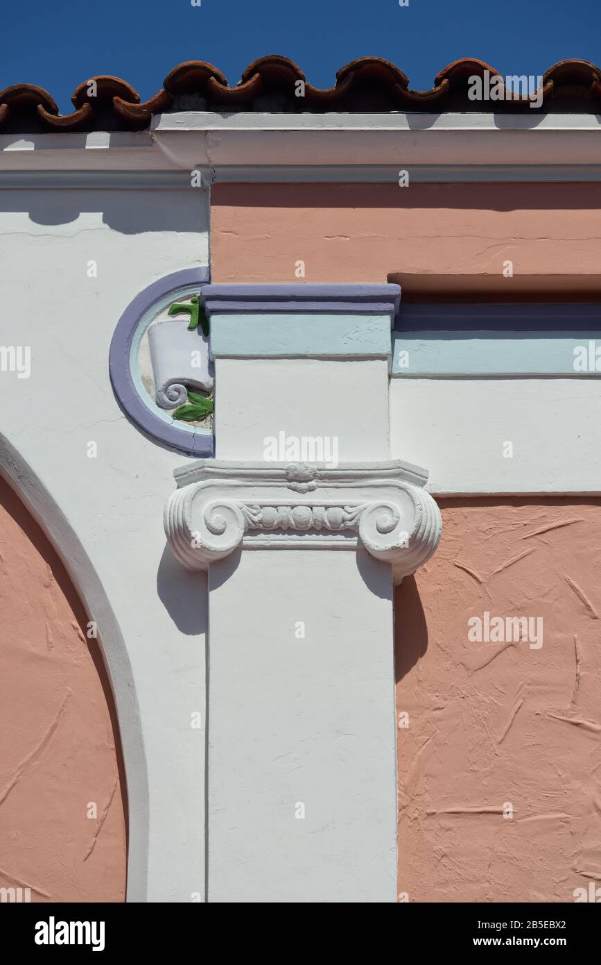 Miami art deco column, architectural detail. Closeup of capital and ...