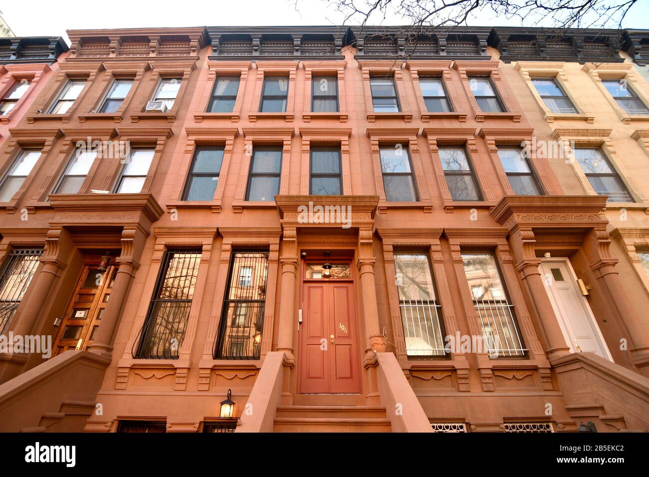 Harlem street view, New York City, USA Stock Photo - Alamy