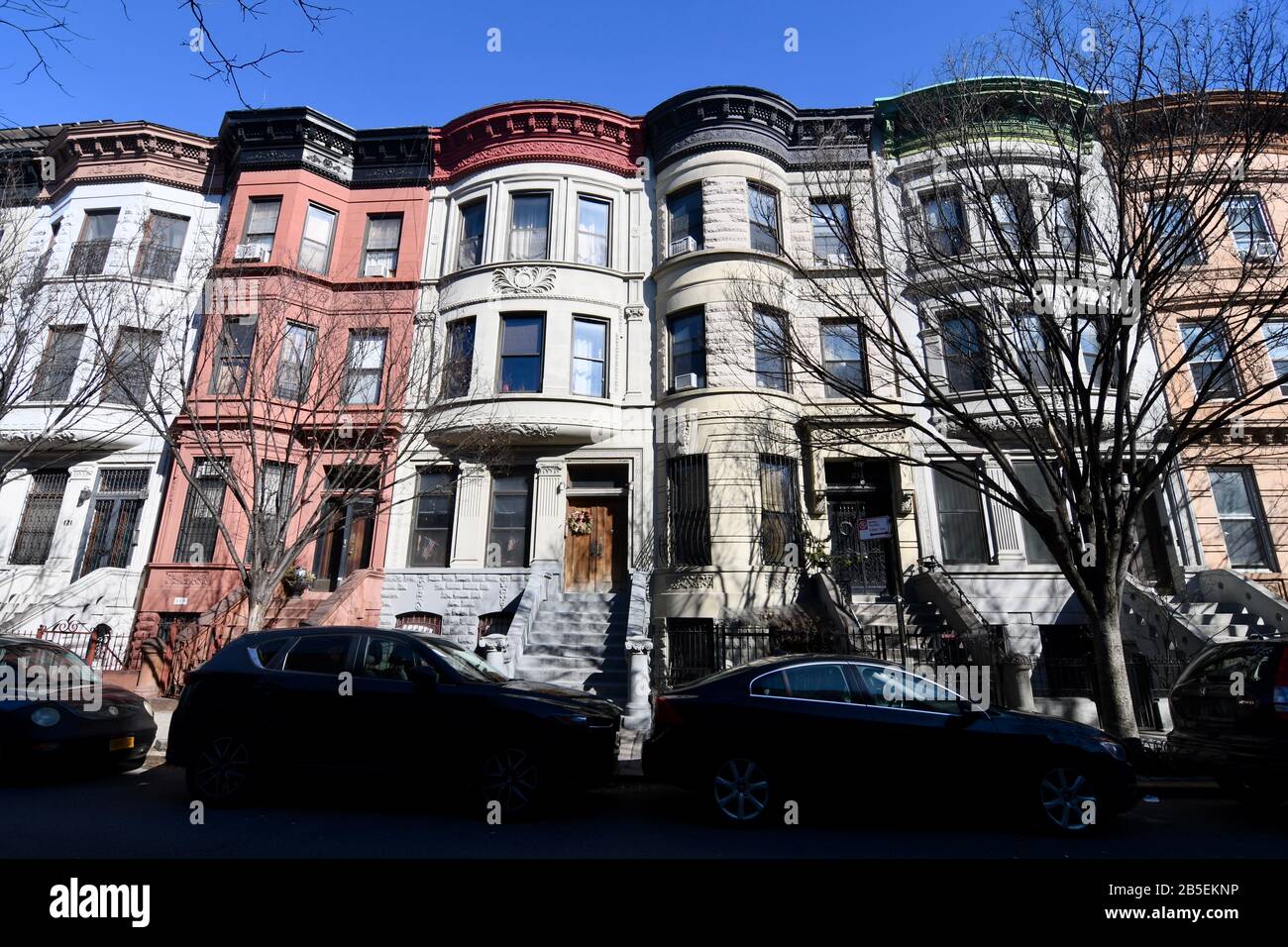 Harlem street view, New York City, USA Stock Photo - Alamy