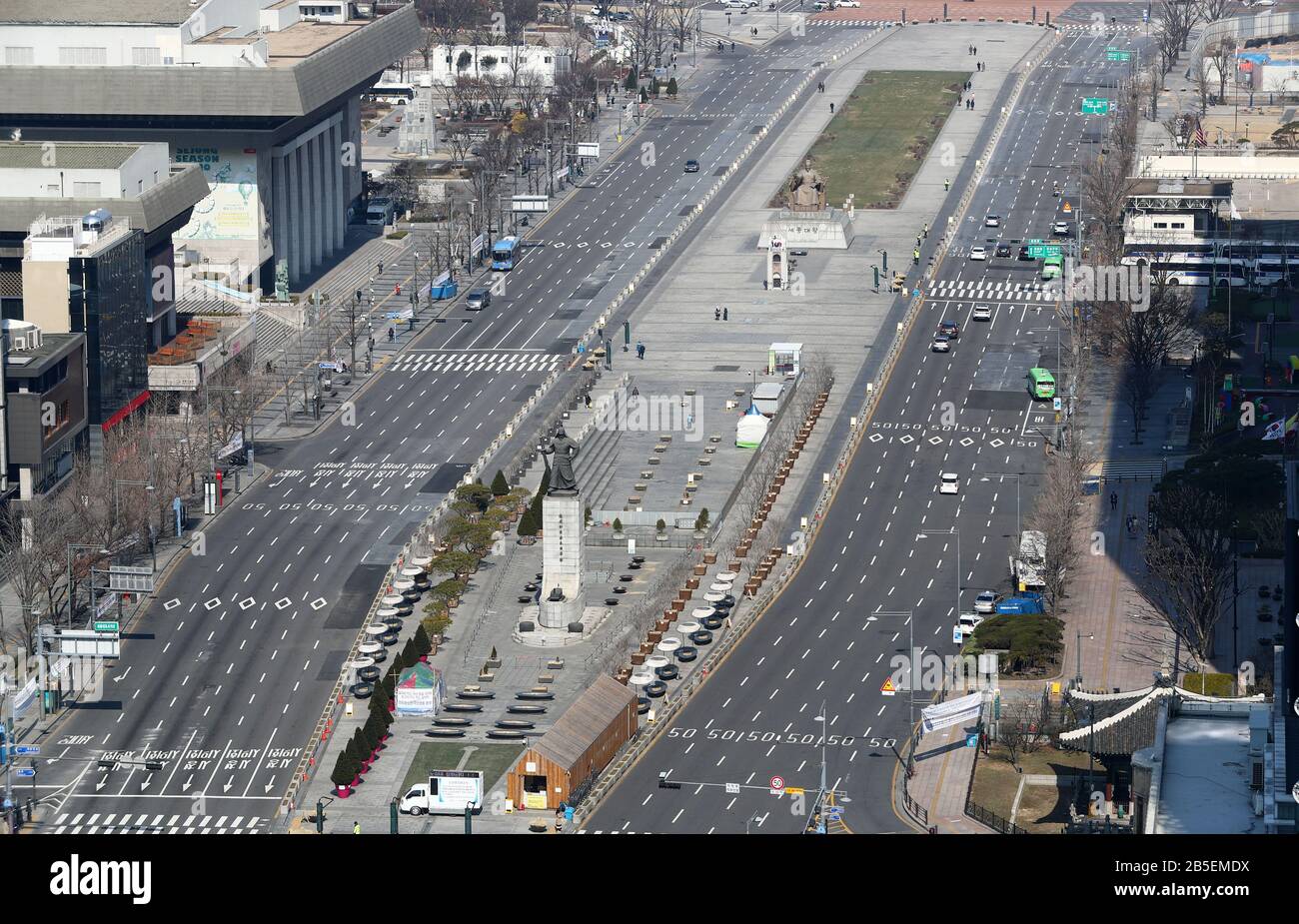 Sejong daero hi-res stock photography and images - Alamy