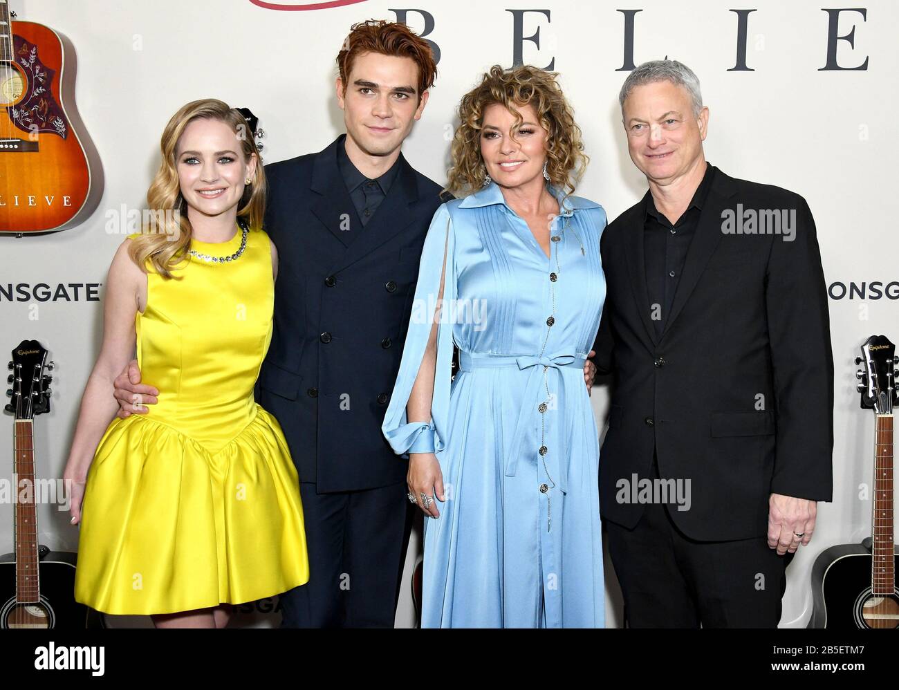 Britt roberston hi-res stock photography and images - Alamy