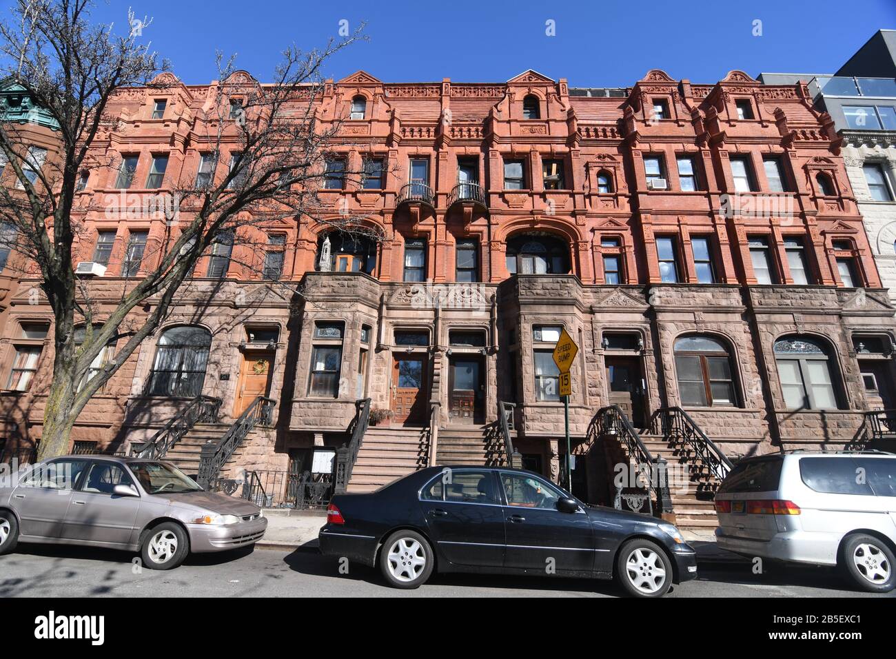 Harlem street view, New York City, USA Stock Photo - Alamy