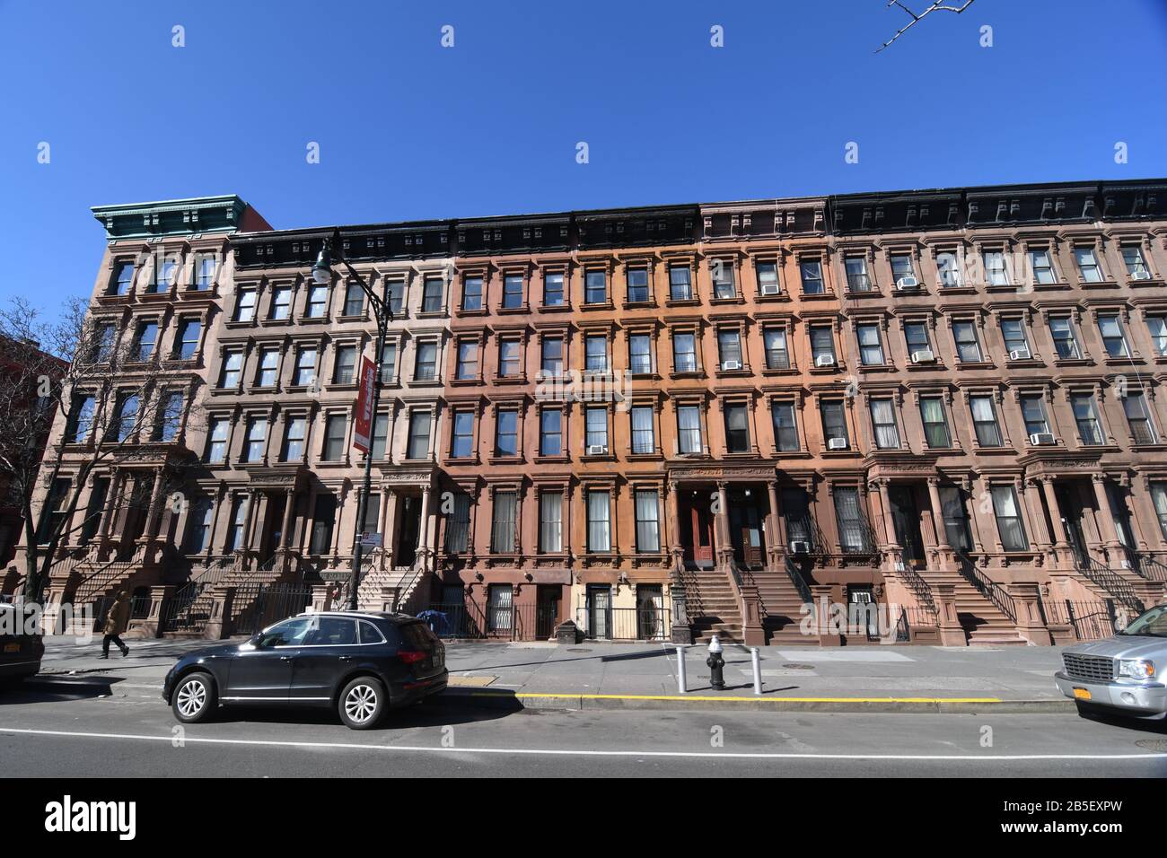 Harlem street view, New York City, USA Stock Photo - Alamy