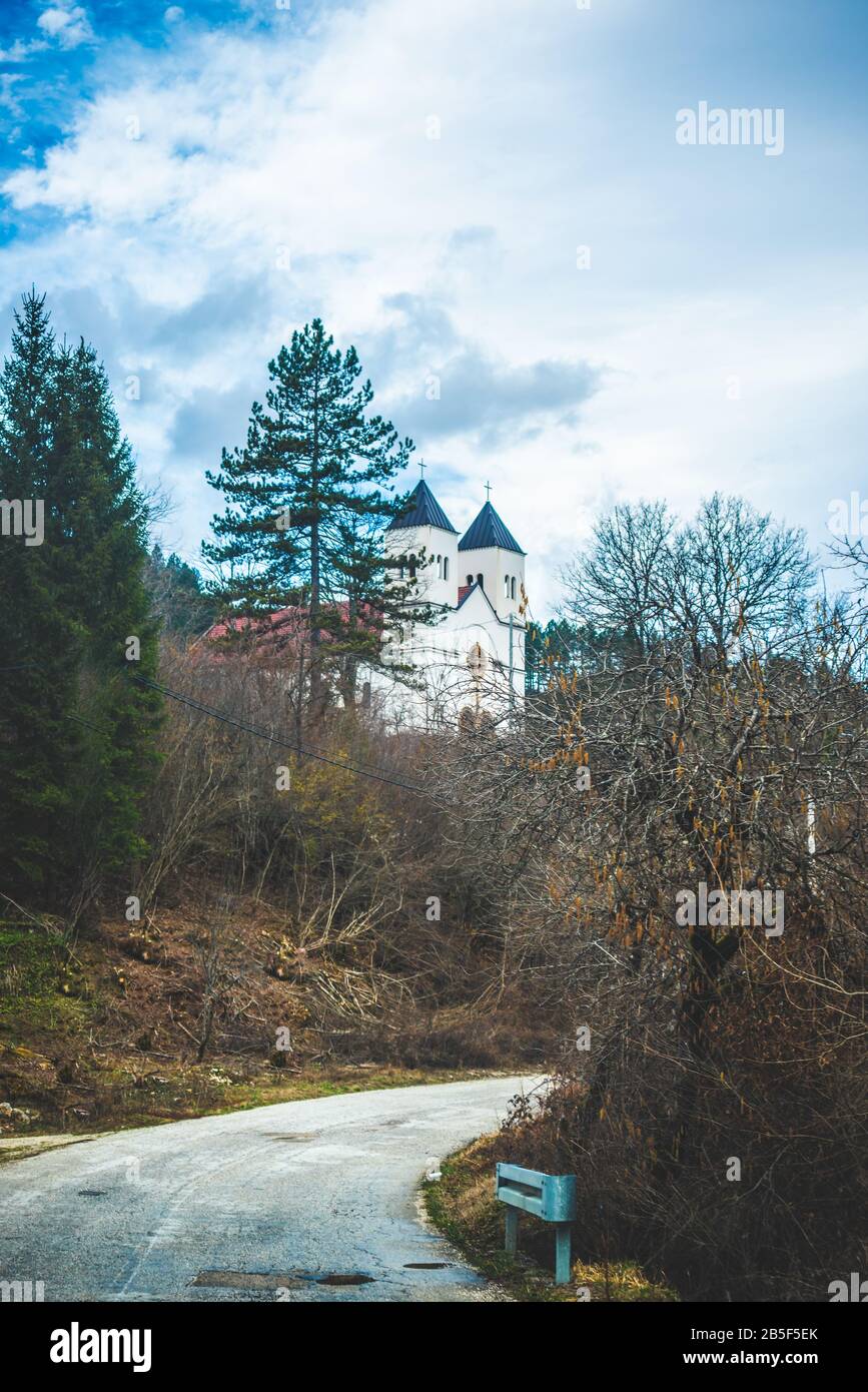 Lonely church hi-res stock photography and images - Alamy