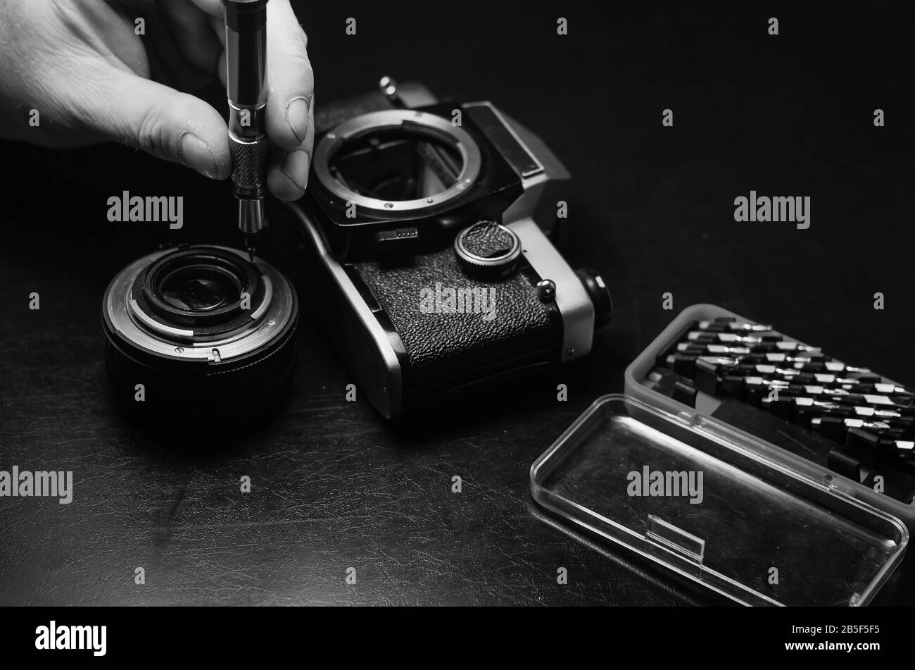 Body on frame design Black and White Stock Photos & Images - Alamy