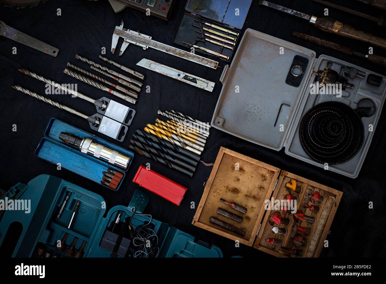 Photo top view a huge set collection of working hand and power tools ...