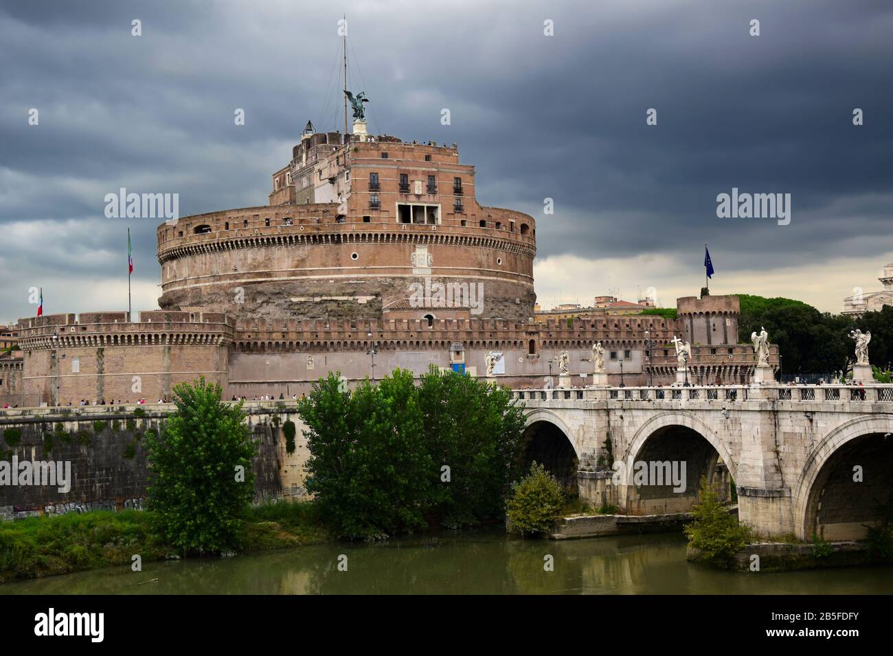 Castle Sant Angelo and Ponte Sant Angelo with its Angel Statues Stock ...