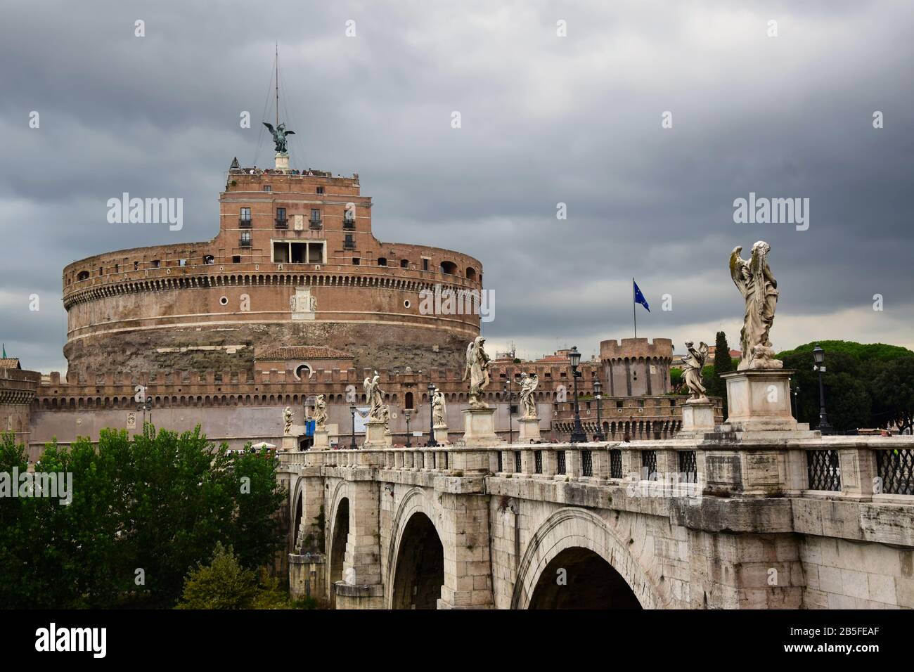 Castle Sant Angelo and Ponte Sant Angelo with its Angel Statues Stock ...