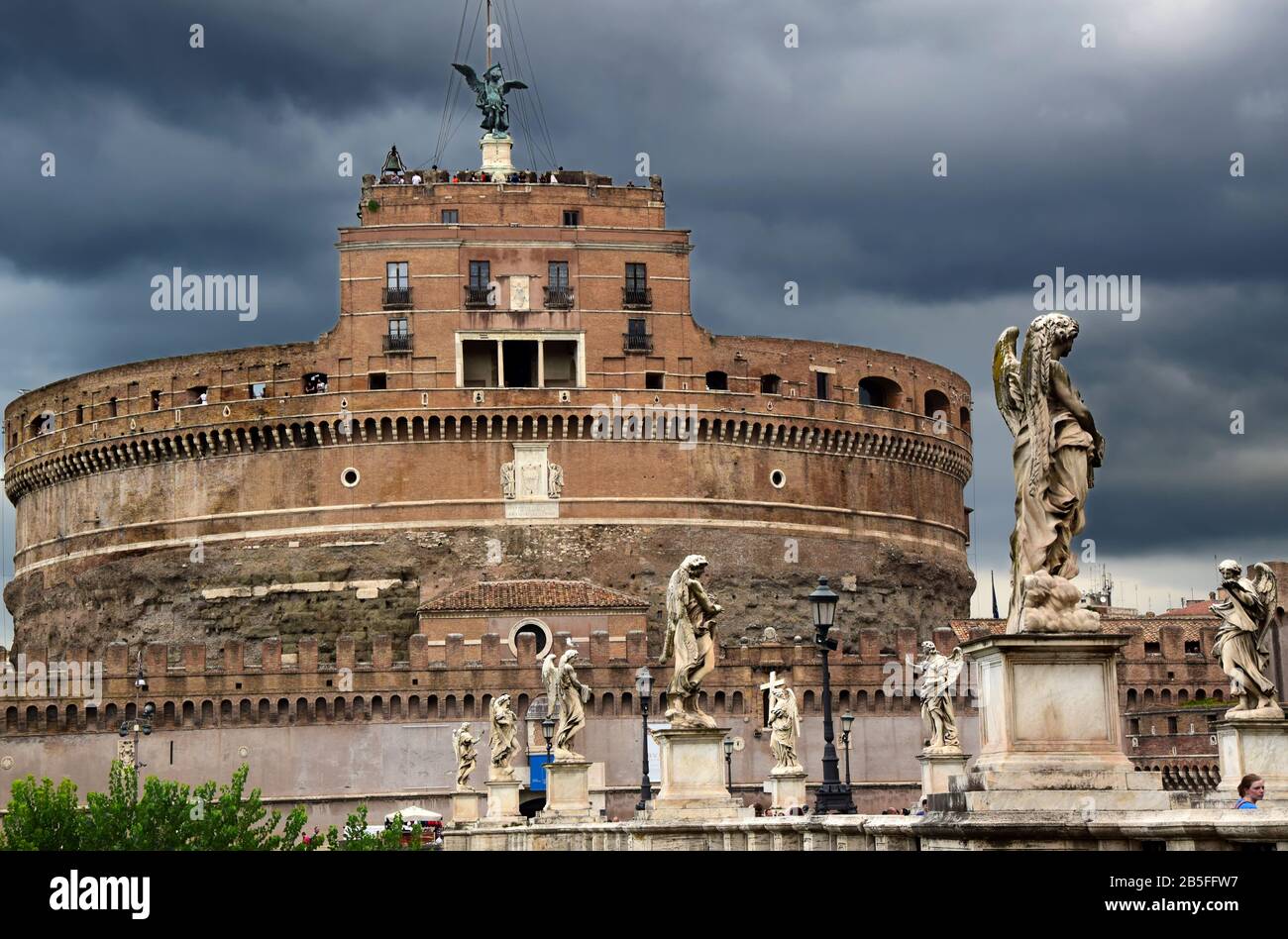Castle Sant Angelo and Ponte Sant Angelo with its Angel Statues Stock ...