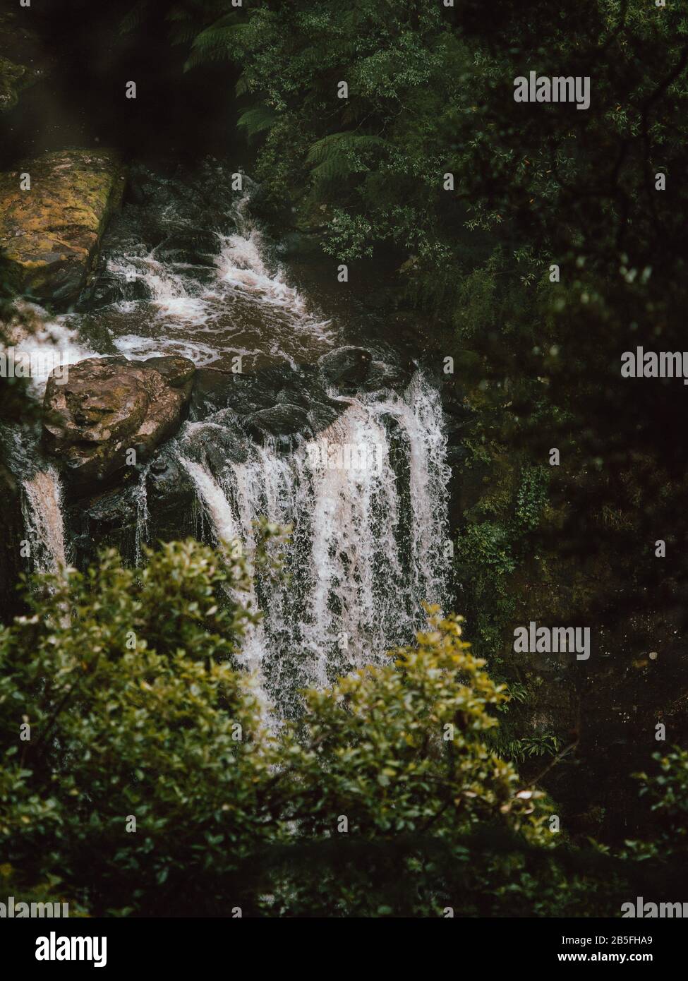 The edge of a waterfall in Australia Stock Photo - Alamy