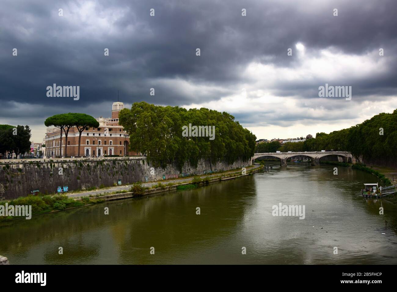 Castle Sant Angelo and Ponte Sant Angelo with its Angel Statues Stock ...