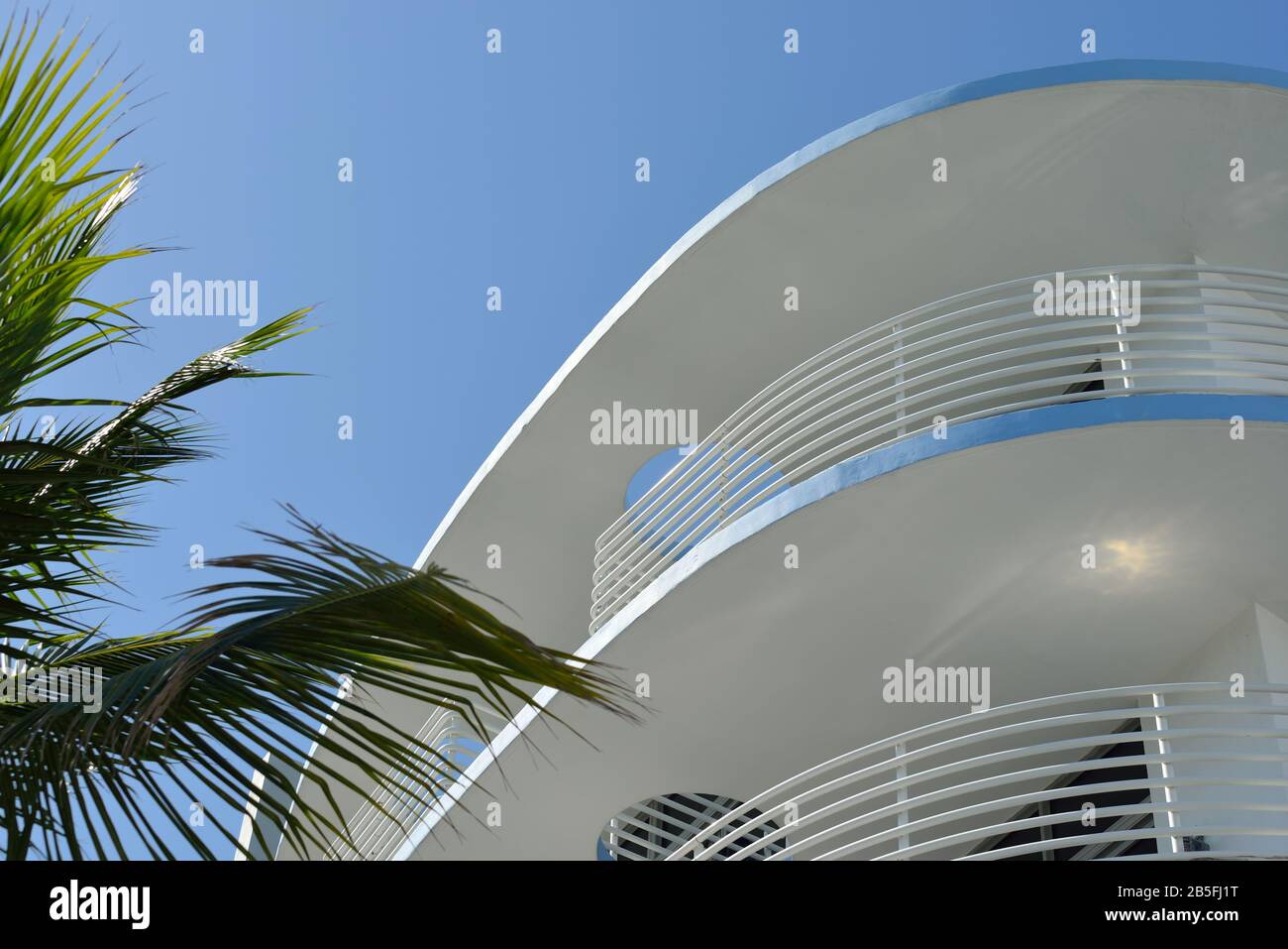 South Beach architecture, travel background. Detail of roof, baranda ...