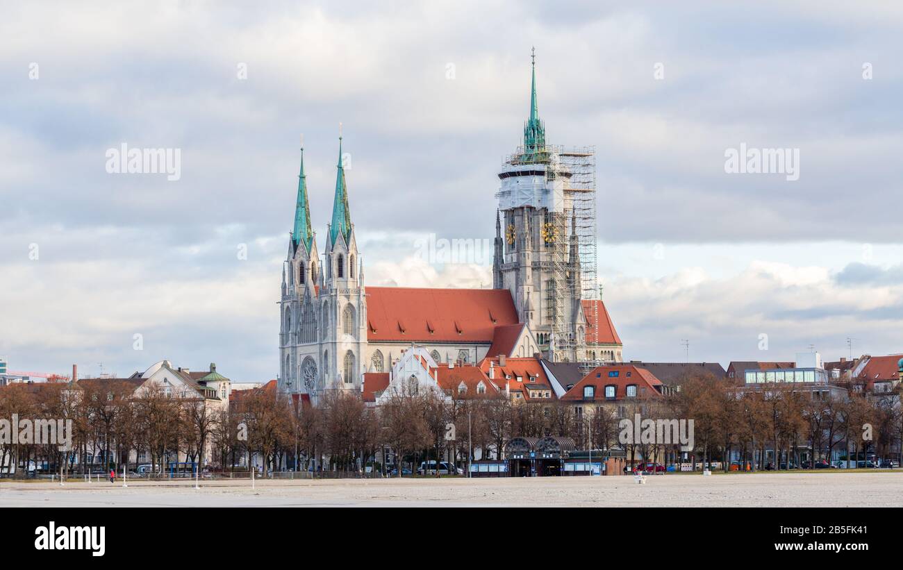 Neo gothic architecture hi-res stock photography and images - Alamy