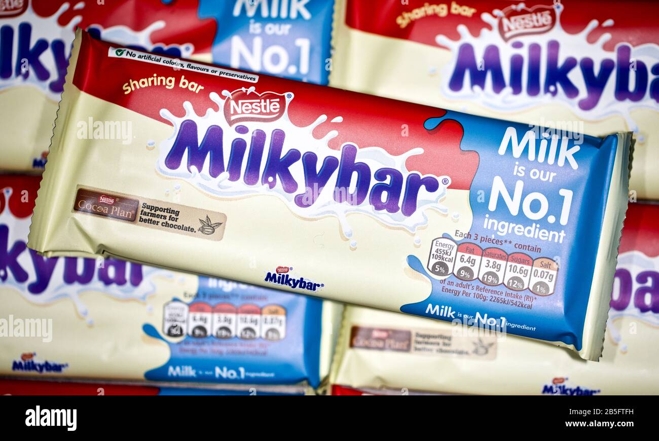 Milkybar white chocolate hi-res stock photography and images - Alamy