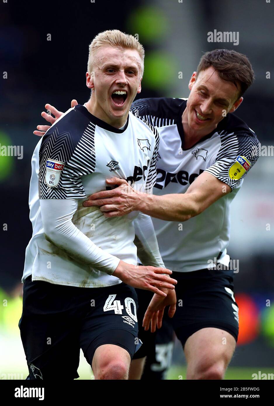 Derby countys louie sibley celebrates scoring hi-res stock photography ...