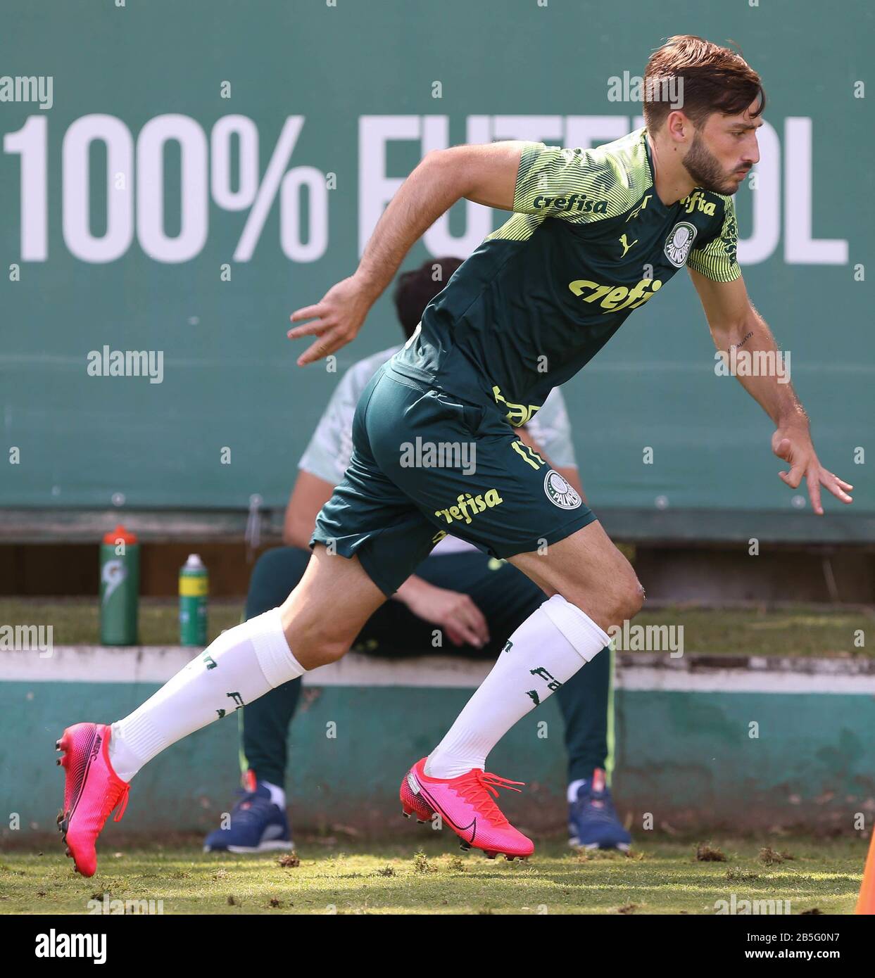 Matias vina training hi-res stock photography and images - Alamy